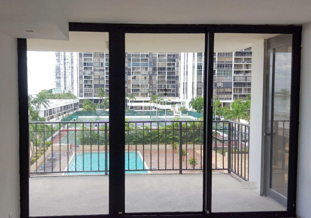 Impact Windows | Miami, FL | National Glass & Construction